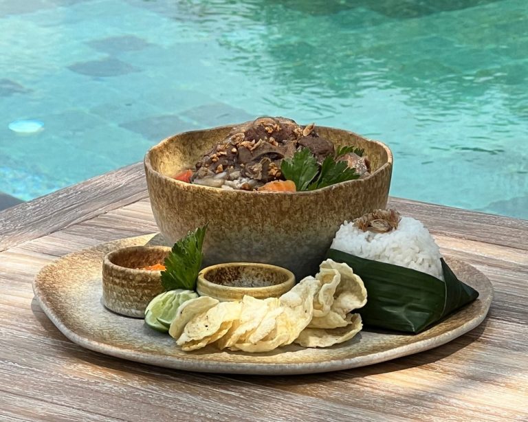 WANAWATU – Chill on the Hill